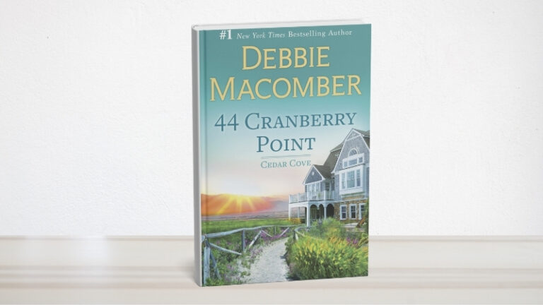 Debbie Macomber Books in Order - Cedar Cove and More - John Banville